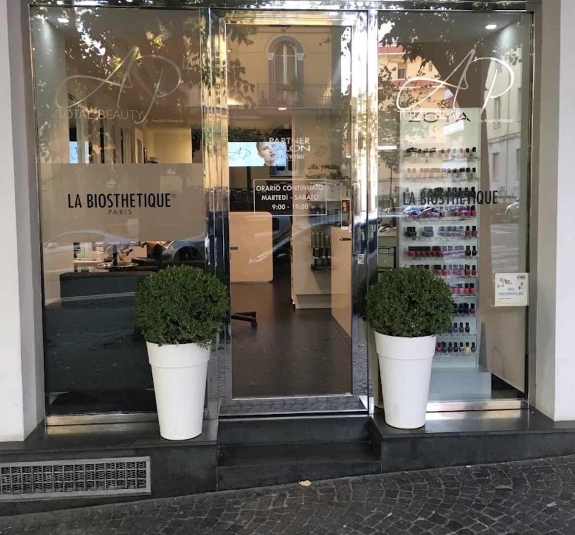 I 10 migliori parrucchieri di Napoli - ColoraMi Magazine